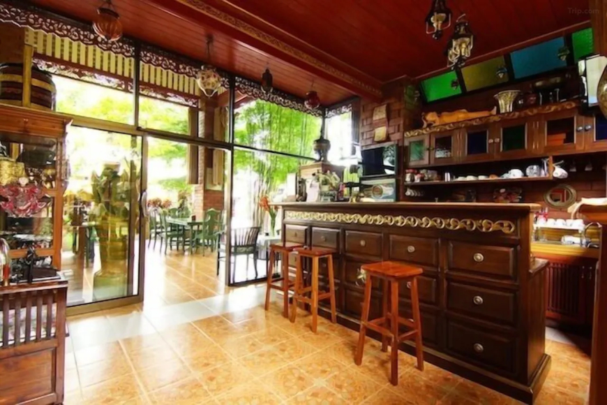 โรงแรม อิระวดี รีสอร์ท Irawadee Resort - Maesotdata