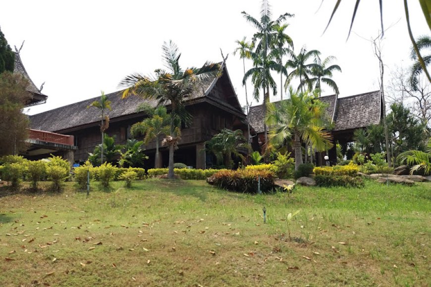 เรือนอุษารีสอร์ท Ruean Usar Resort - Maesotdata