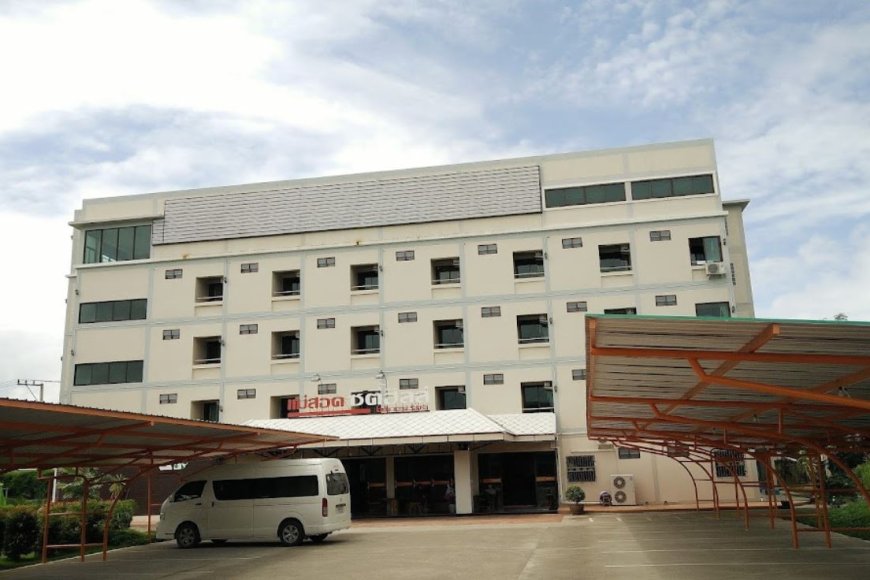 แม่สอด ซิตี้ฮิลส์ โฮเต็ล แอนด์ รีสอร์ท - Maesotdata